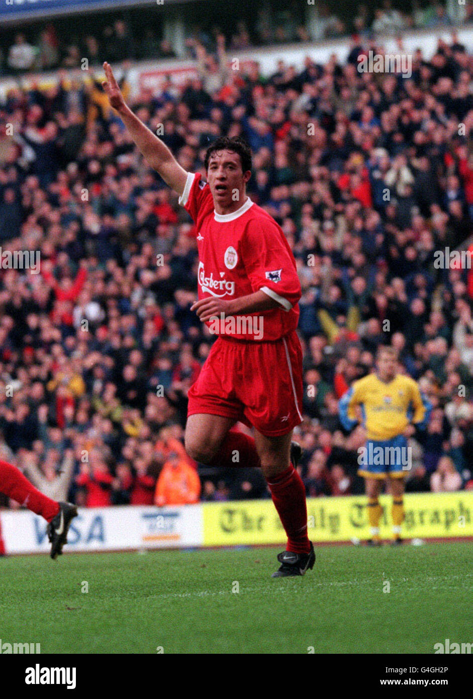 Robbie Fowler celebrates goal Stock Photo - Alamy