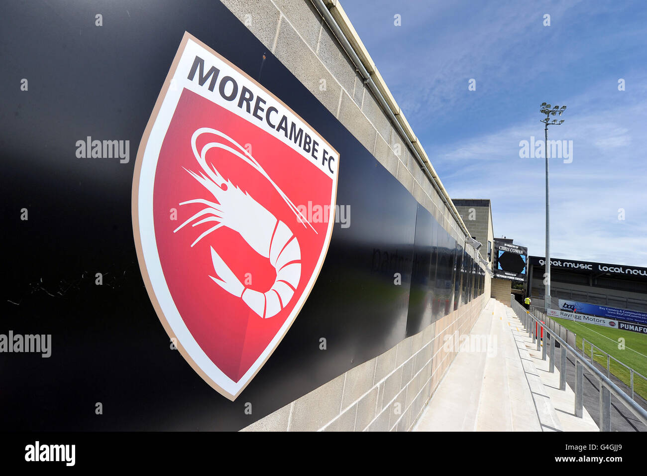 Stands globe arena hi-res stock photography and images - Alamy