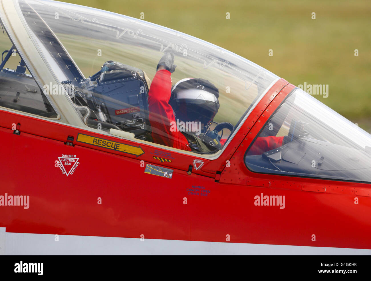 News redarrow hi-res stock photography and images - Alamy