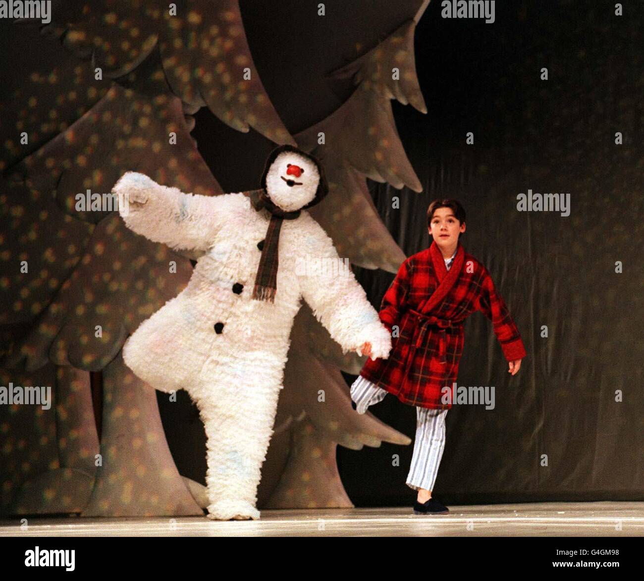 Snowman peacock theatre london birmingham hi-res stock photography and ...