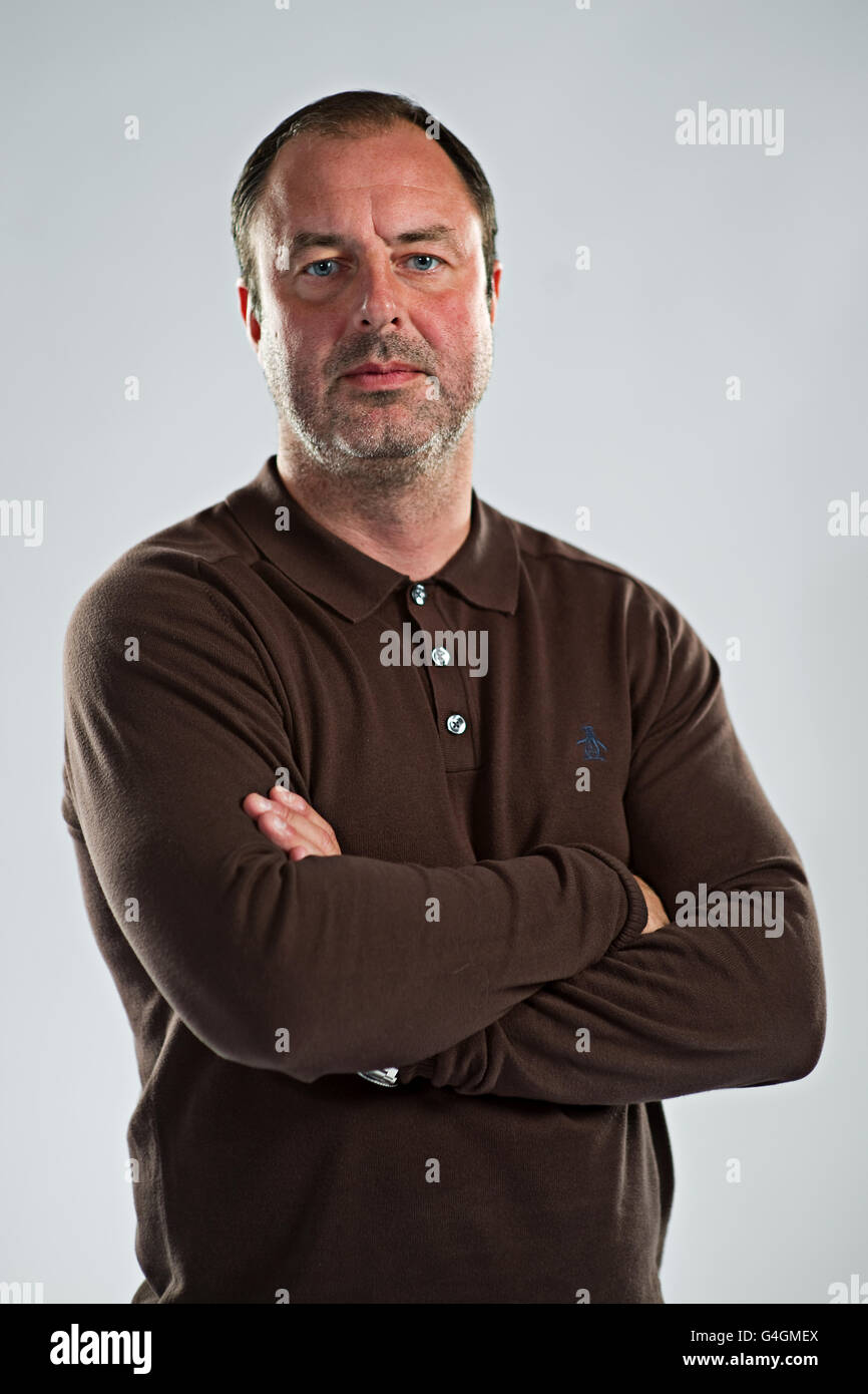 Barnsley manager keith hill hi-res stock photography and images - Alamy