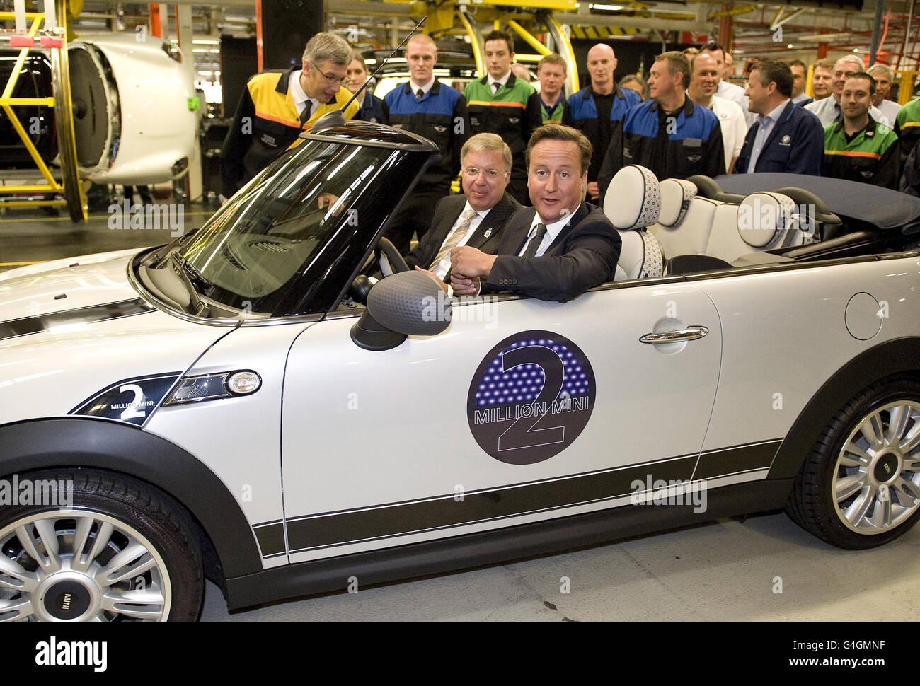Bmw oxford mini production line hi-res stock photography and images - Alamy