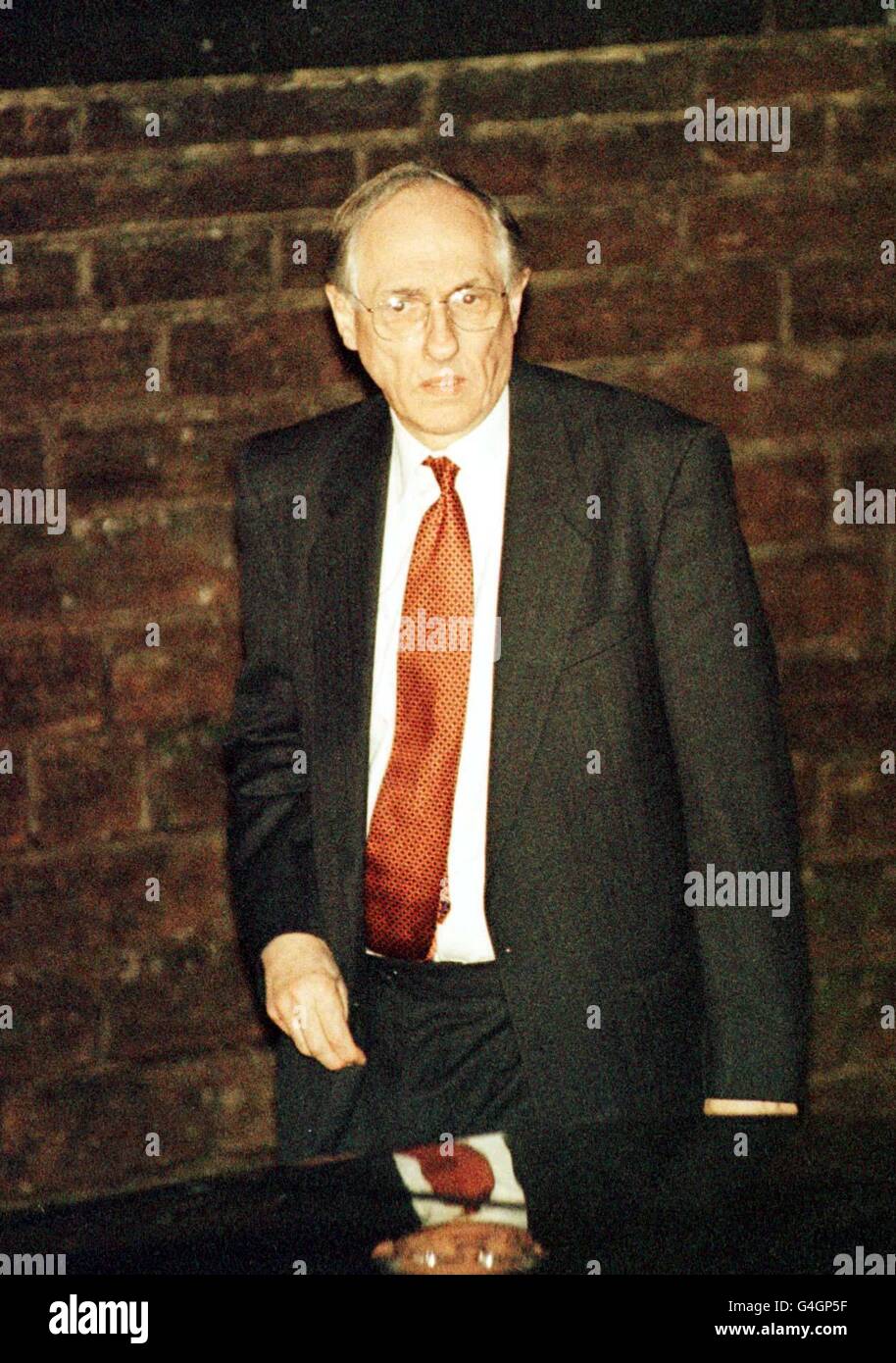 Politics dewar 2 hi-res stock photography and images - Alamy