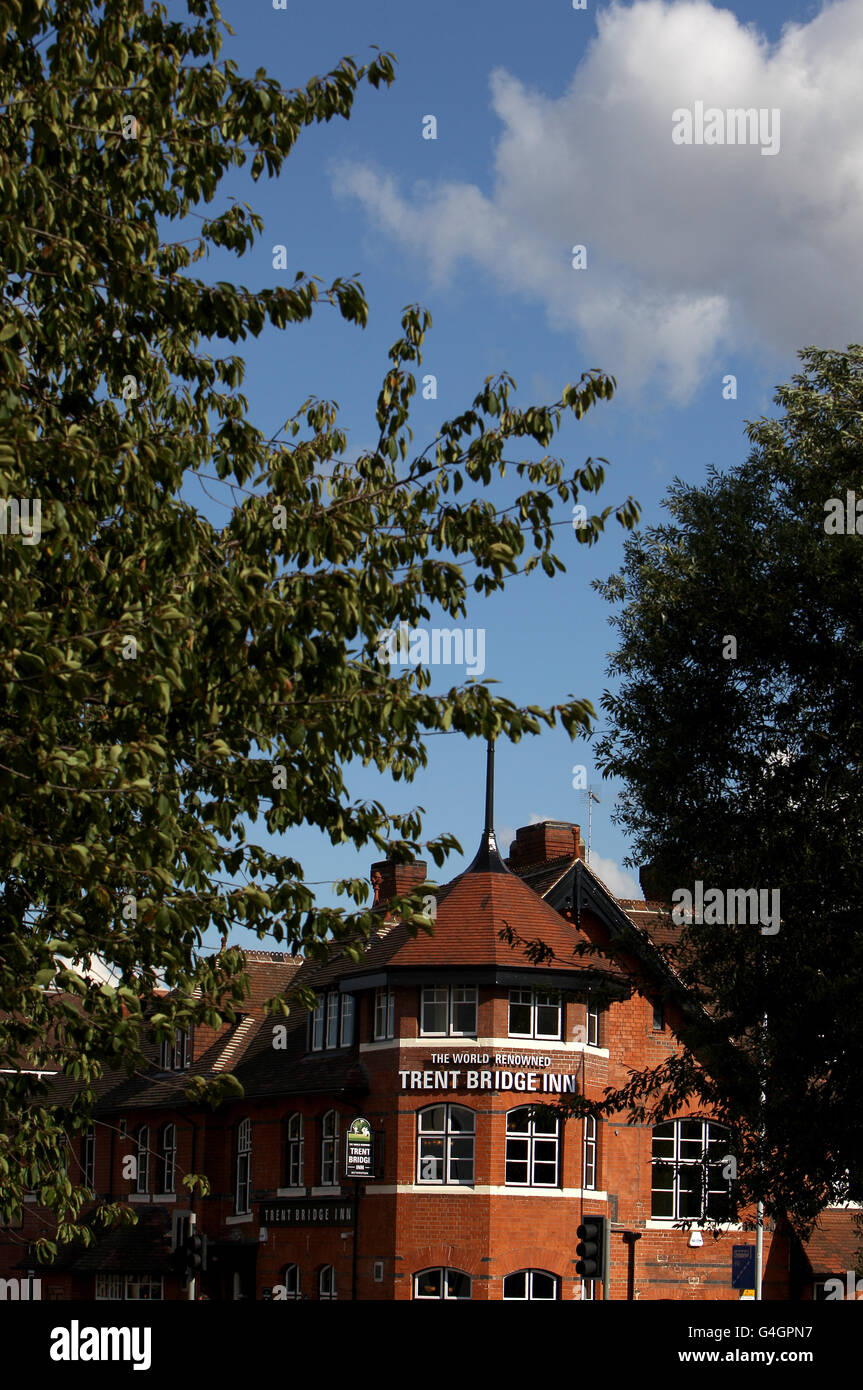 Trent bridge inn nottingham hi-res stock photography and images - Alamy
