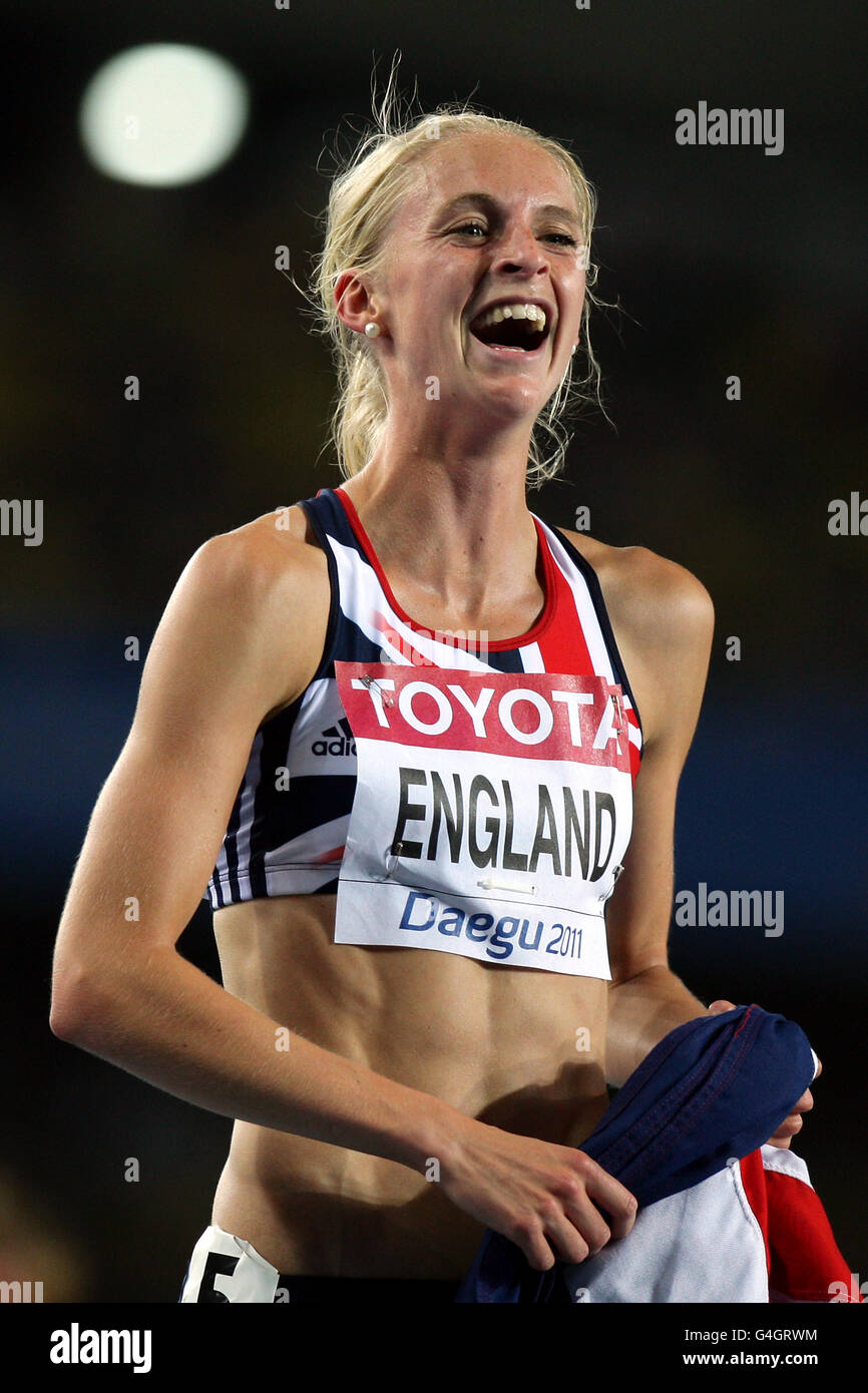 Great Britain's Hannah England celebrates winning the silver medal in ...