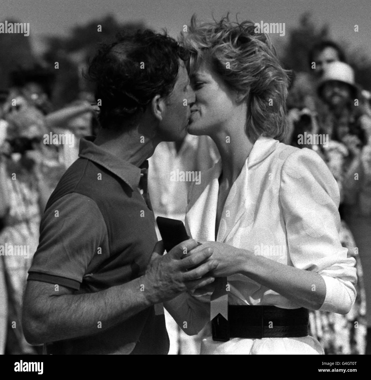 Princess Diana And Prince Charles Kiss