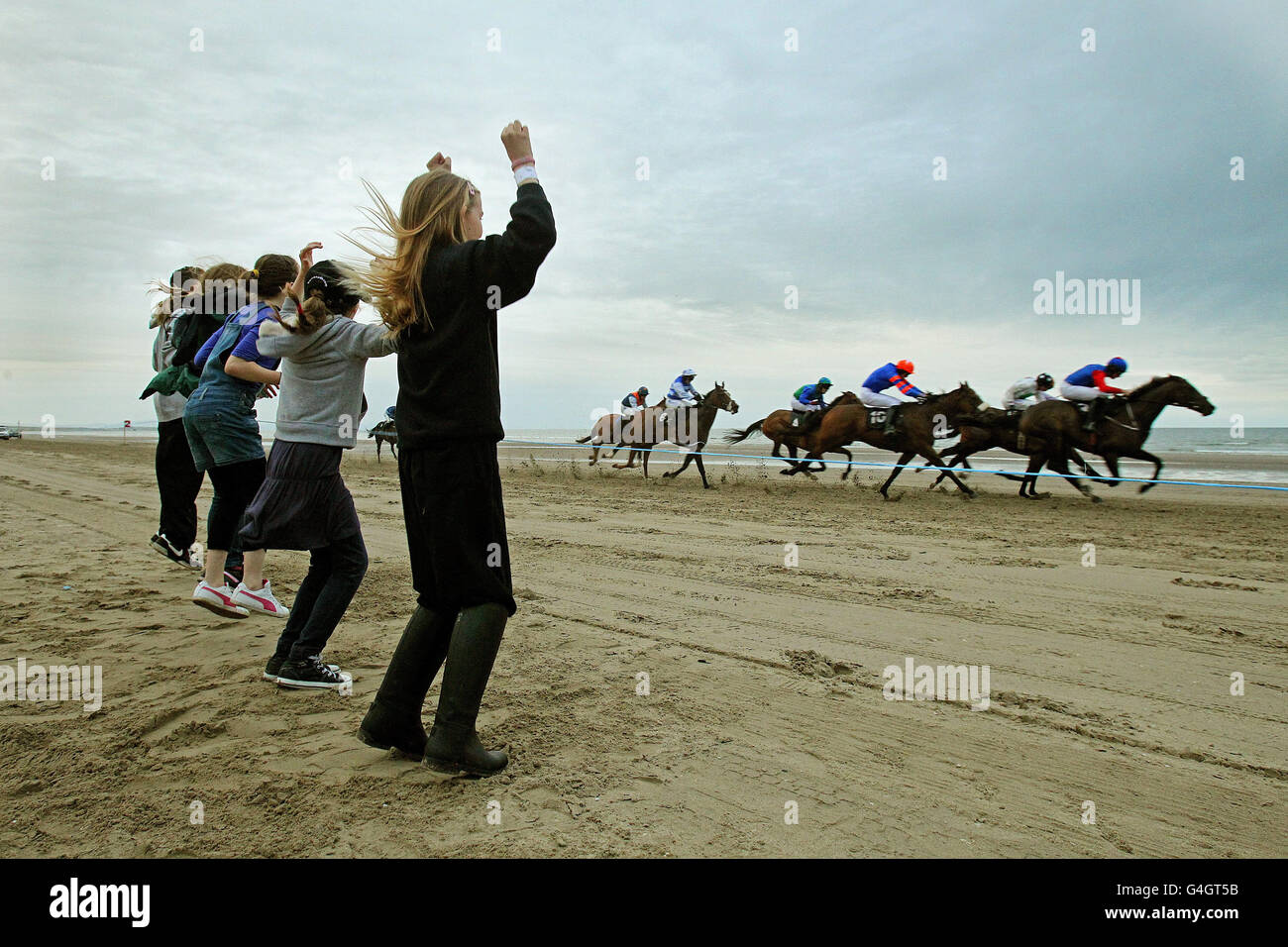 Racing laytown hi-res stock photography and images - Alamy