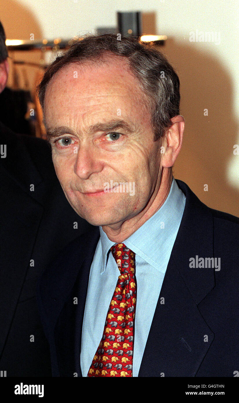 Robert colvill hi-res stock photography and images - Alamy