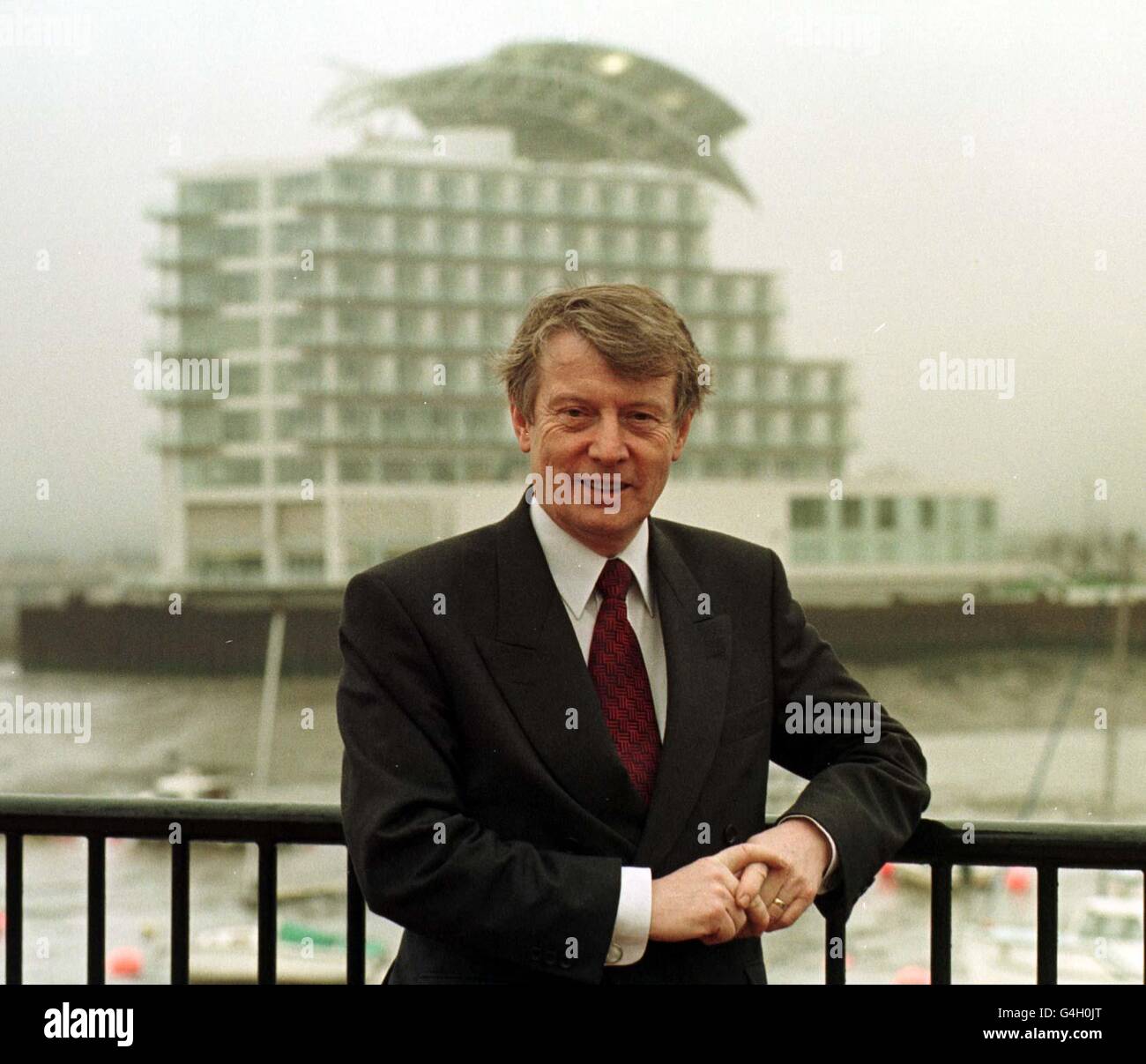 Welsh Labour leader contender Alun Michael in front of St David's Hotel ...