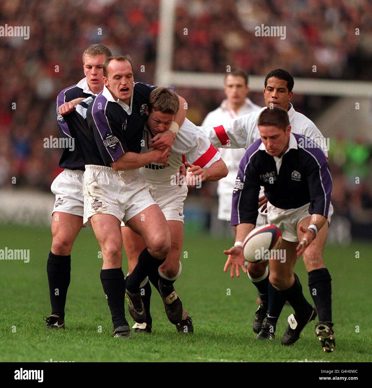 England v Scotland/high tackle Stock Photo - Alamy