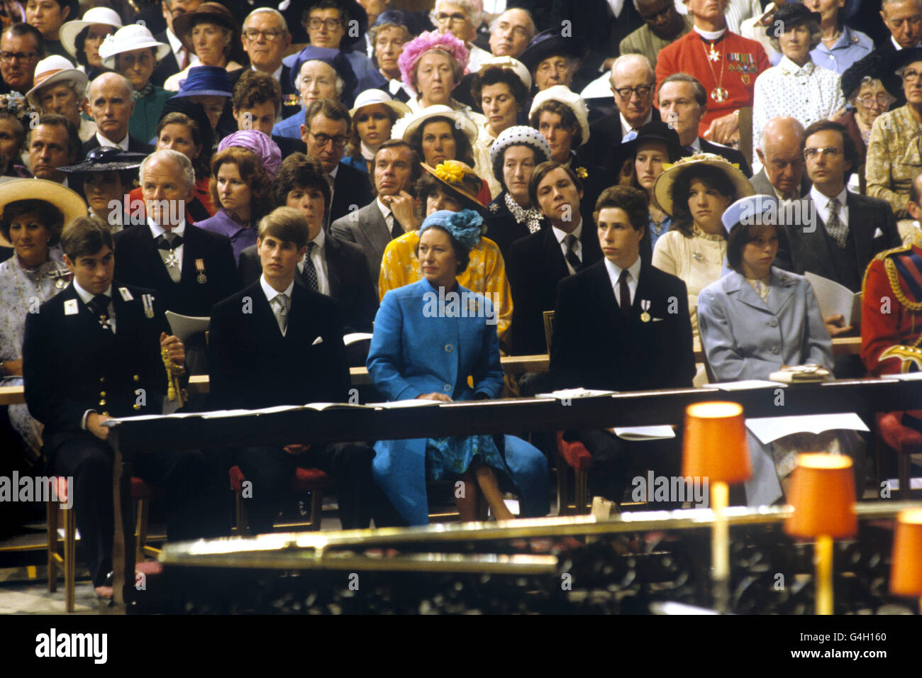 Royalty 80th Birthday Queen Elizabeth High Resolution Stock Photography ...