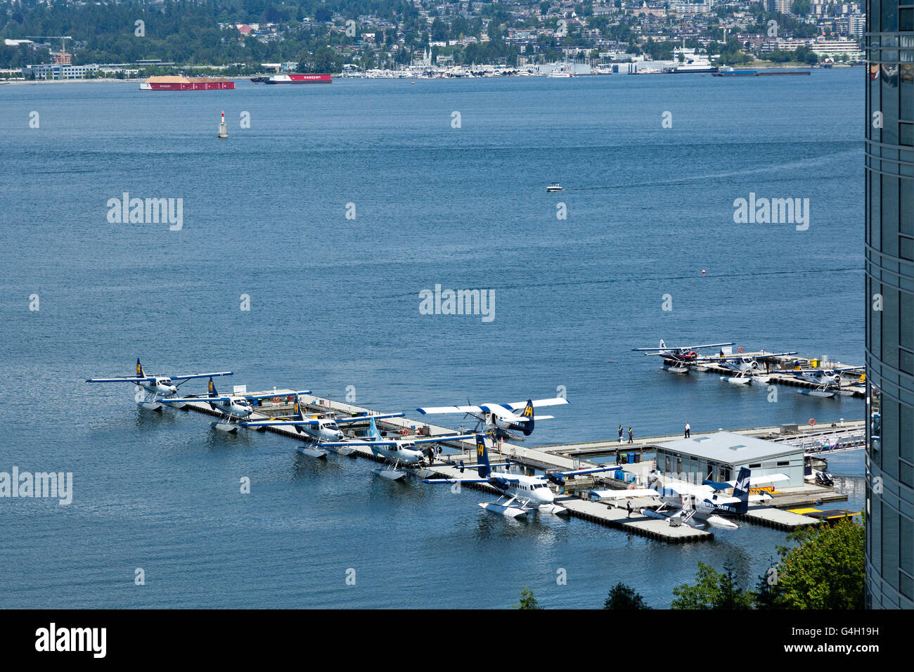 Landed seaplanes hi-res stock photography and images - Alamy