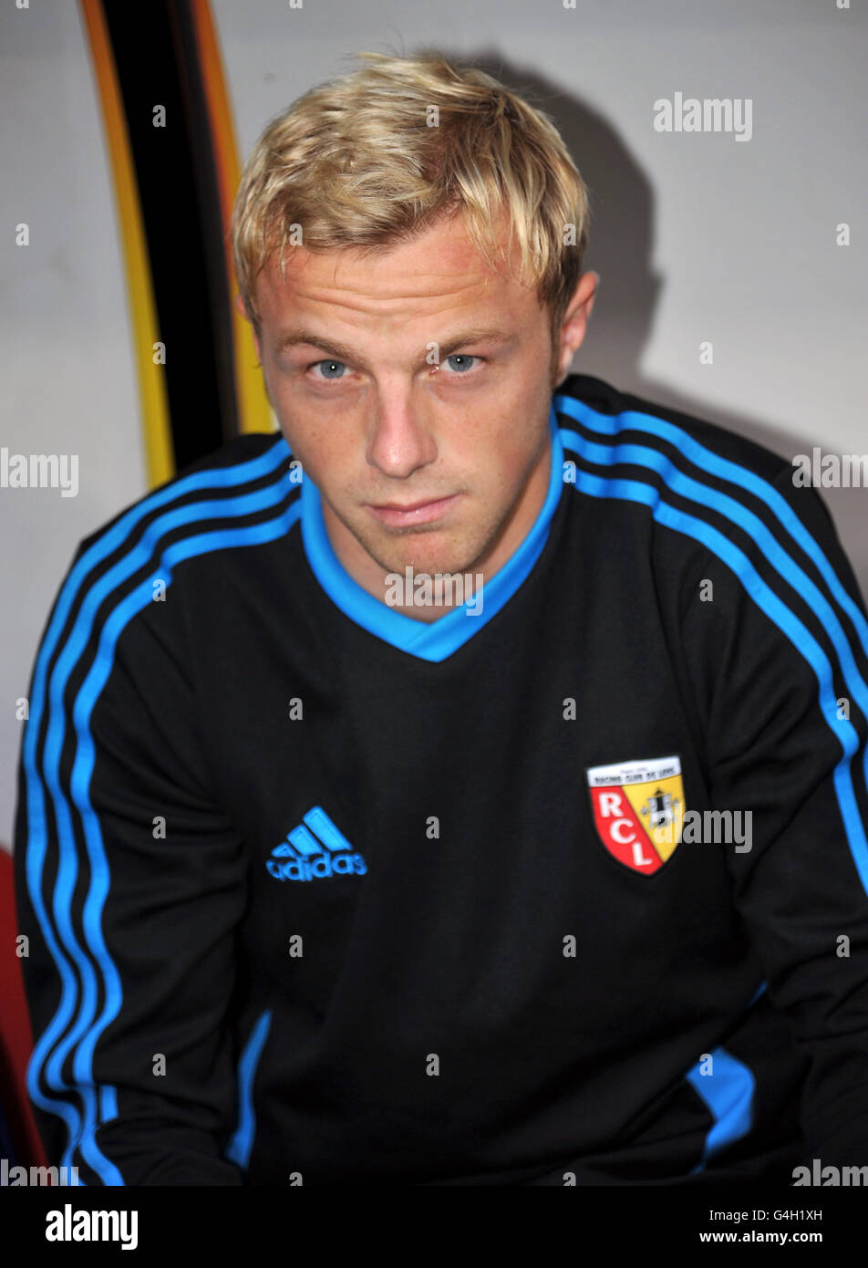 Soccer - Coupe de la Ligue - Round of 32 - Lens v Evian Thonon Gaillard ...