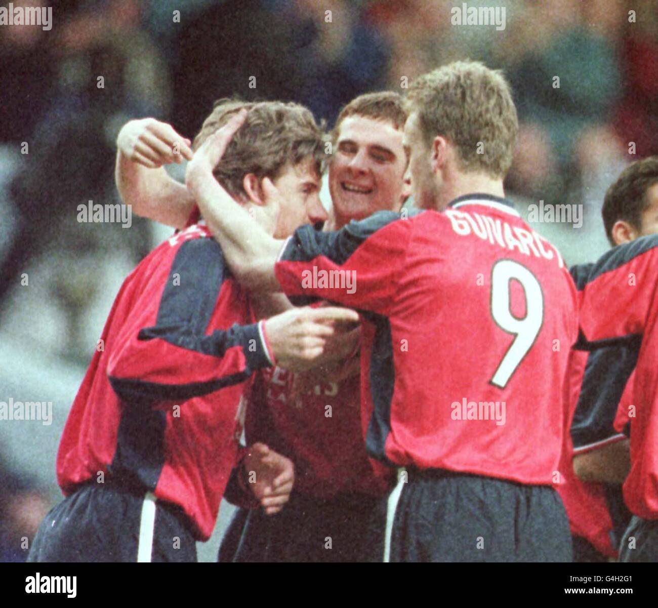 Soccer rangers kanchelskis hi-res stock photography and images - Alamy