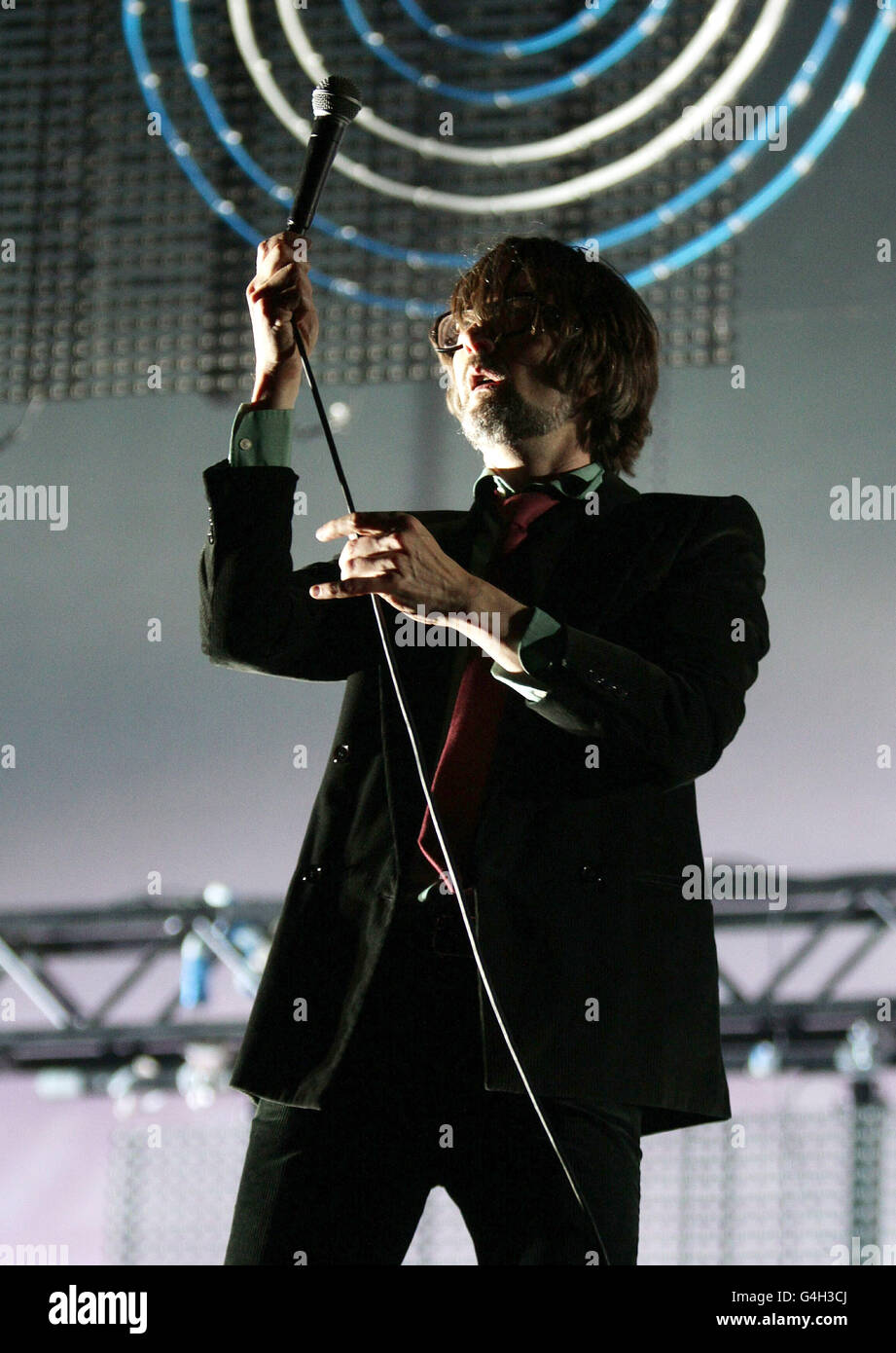 Pulp jarvis cocker hi-res stock photography and images - Alamy