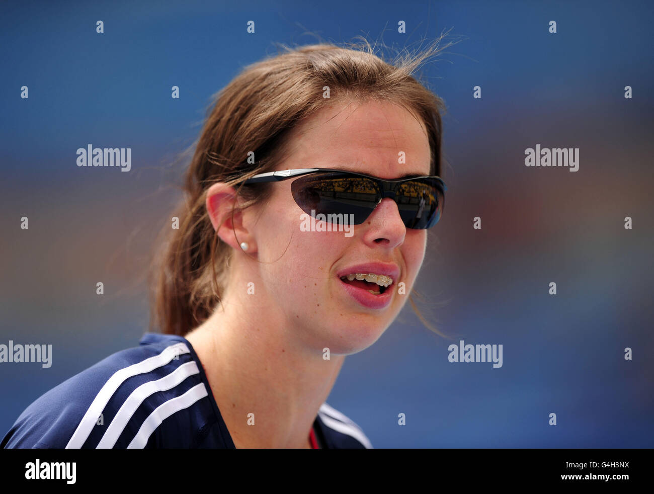 Great britains kate dennison in the pole vault hi-res stock photography ...