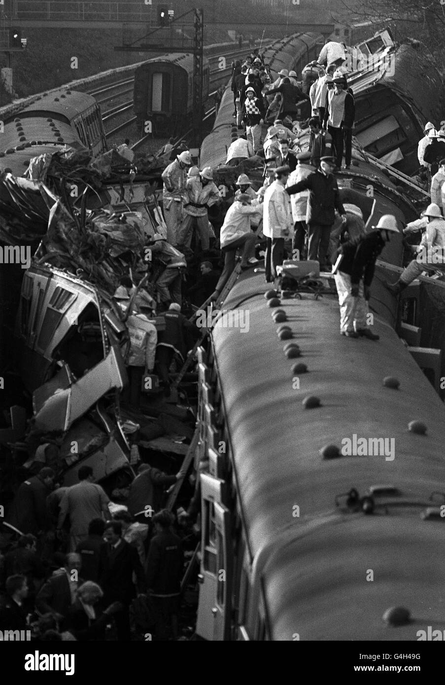 Train crash clapham hi-res stock photography and images - Alamy