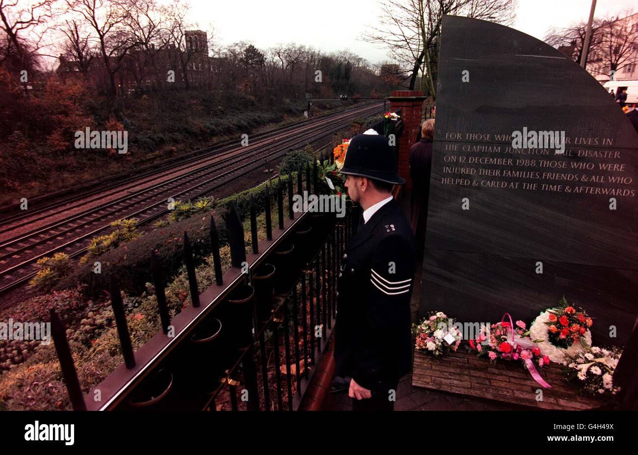Train crash clapham hi-res stock photography and images - Alamy