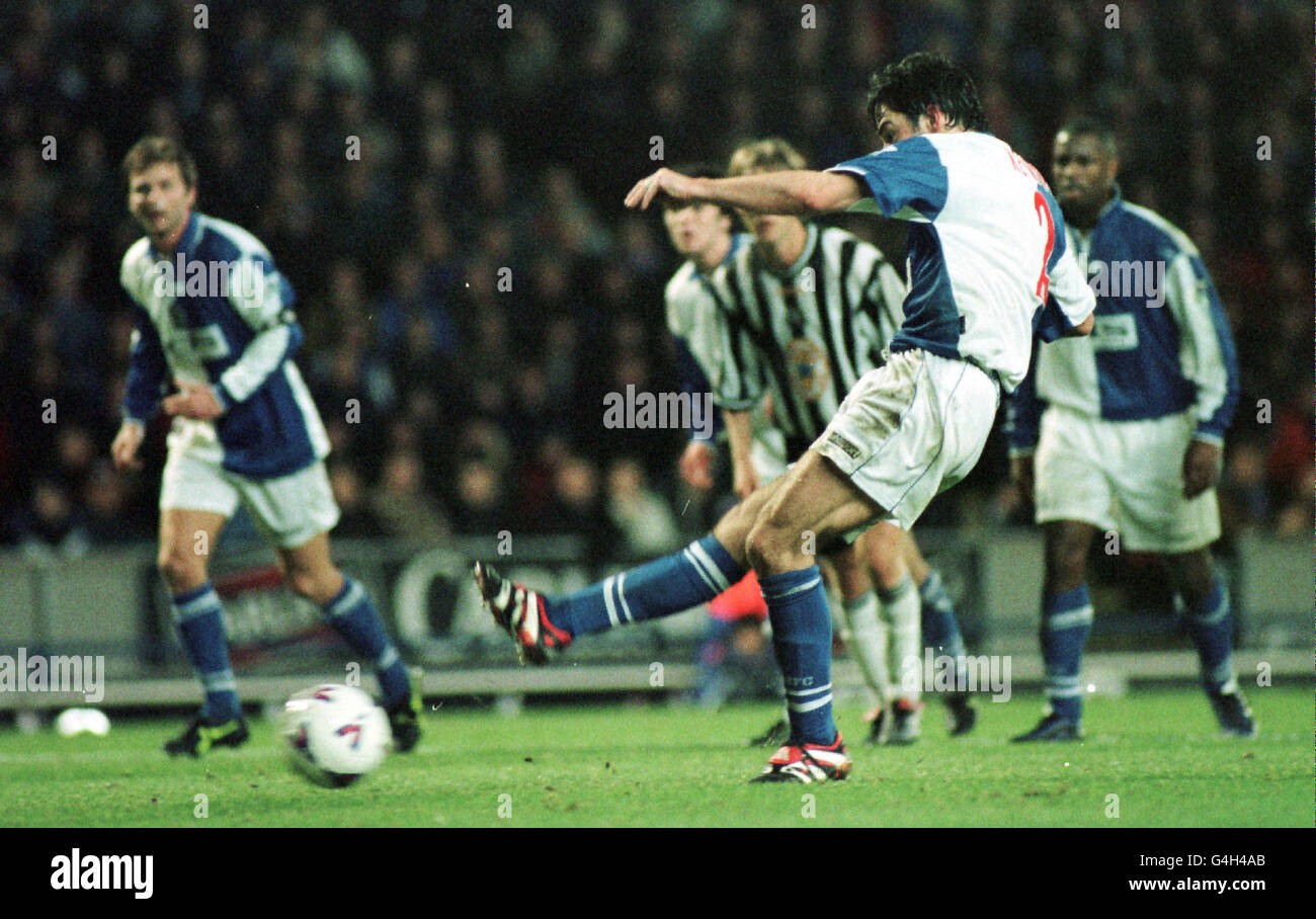 Newcastle united jeff kenna hi-res stock photography and images - Alamy