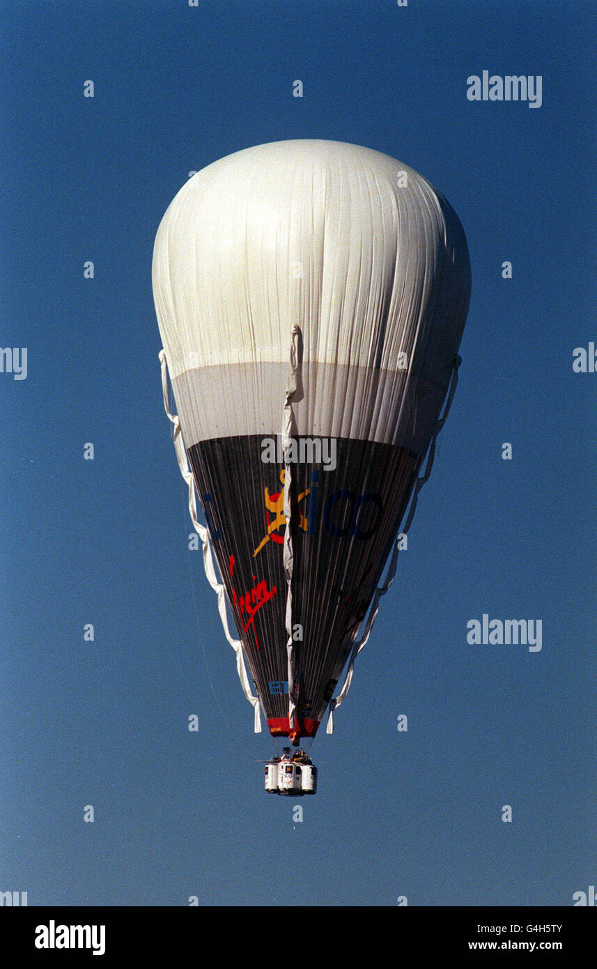 RICHARD BRANSON / ICO GLOBAL CHALLENGER BALLOON Stock Photo - Alamy
