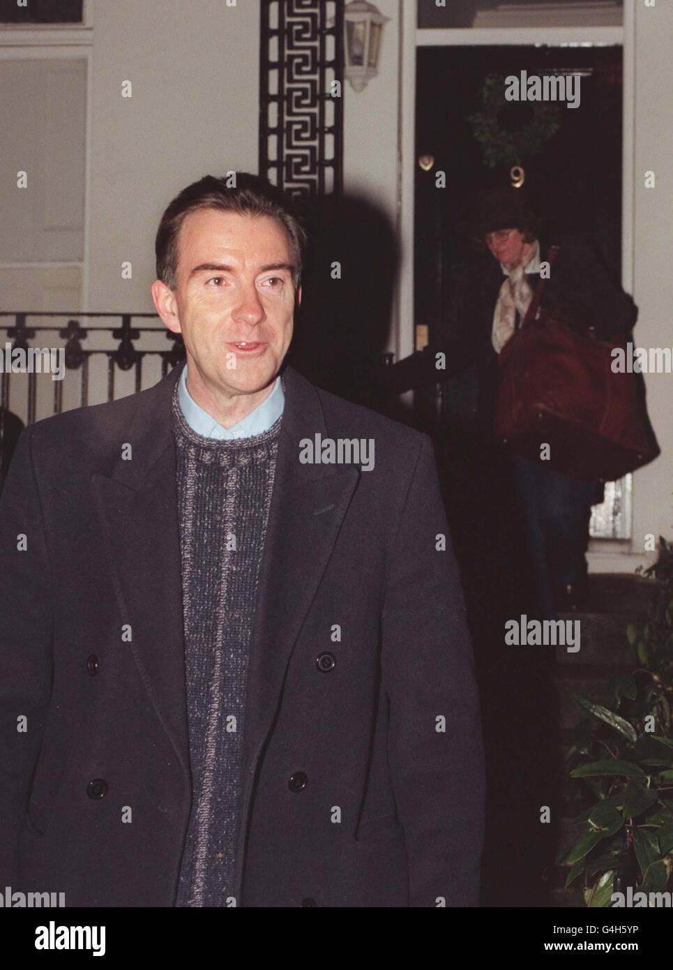 Former Trade and Industry Secretary Peter Mandelson leaves his London ...