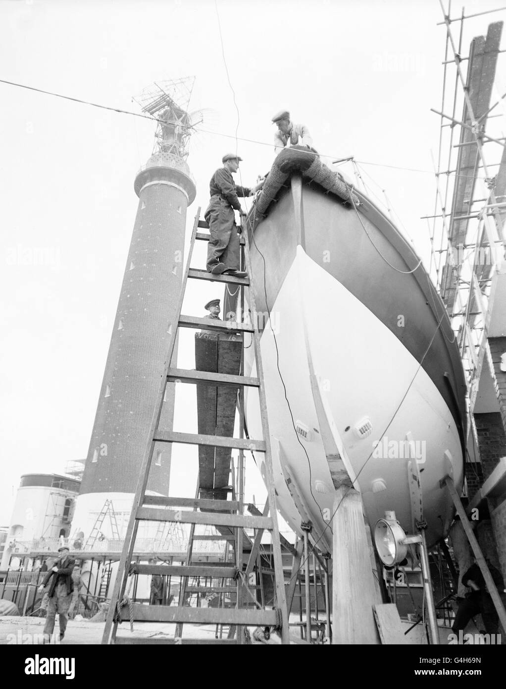 Festival of britain 1951 south bank hi-res stock photography and images ...