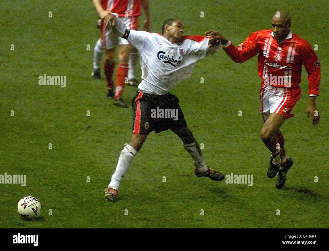 S sport football sptup brian deane hi-res stock photography and images ...