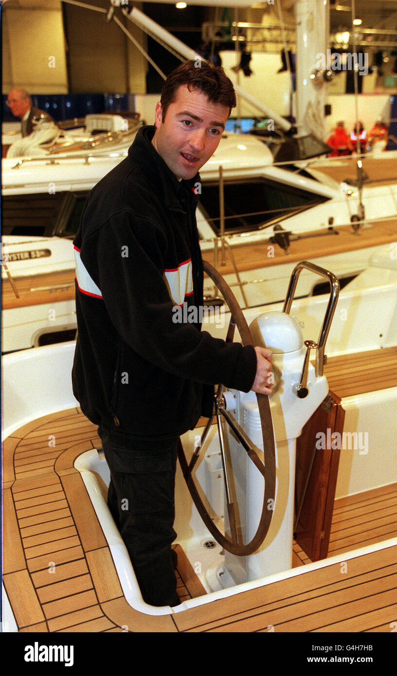 Nick berry heartbeat hi-res stock photography and images - Alamy