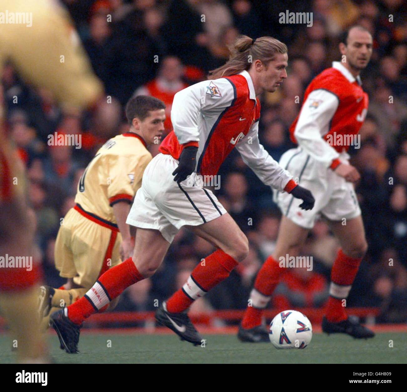 Football sptup michael owen emmanuel petit hi-res stock photography and ...
