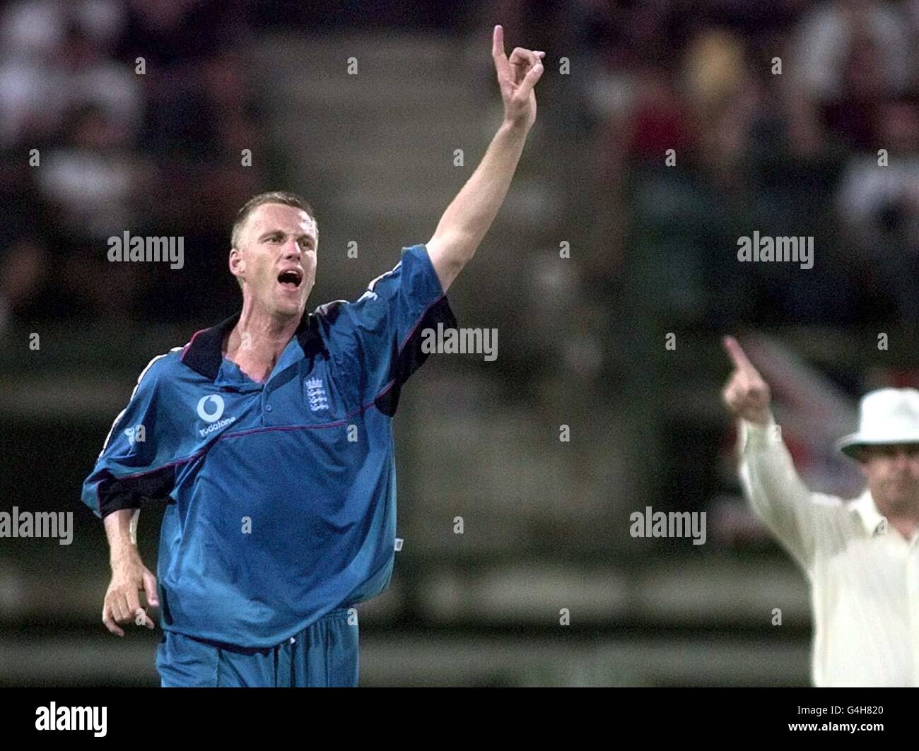 CRICKET Mullally 3 Stock Photo - Alamy