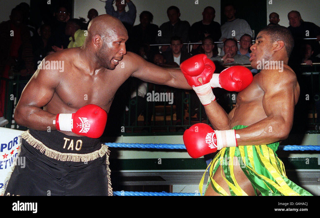 Francis V Reid Boxing action Stock Photo - Alamy