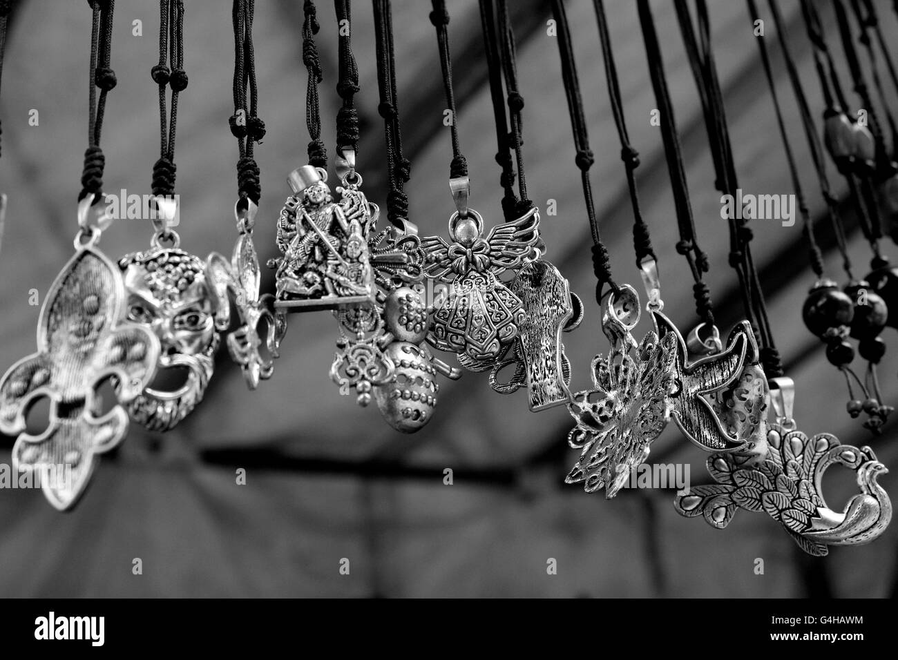 Lockets hi-res stock photography and images - Alamy