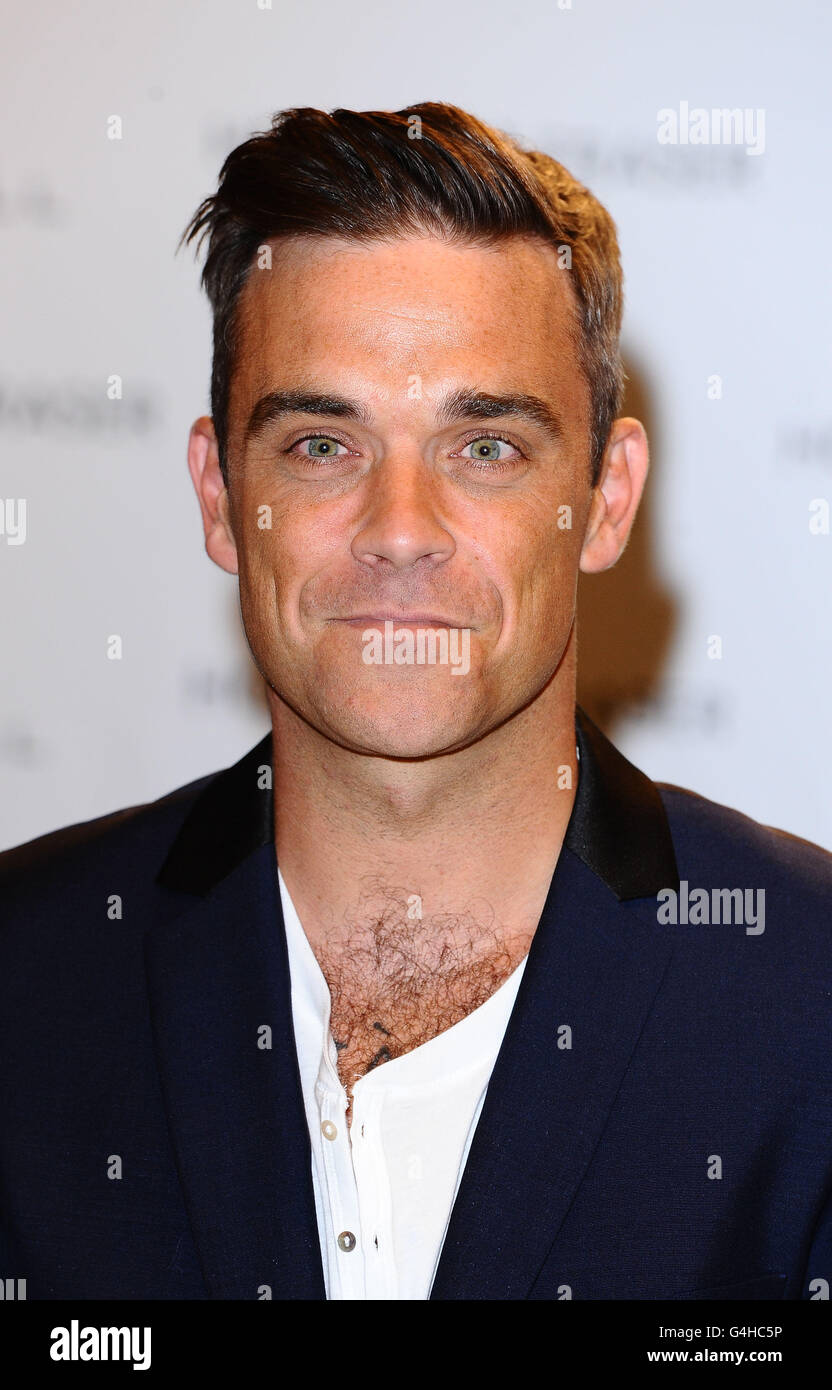 Robbie williams farrell hi-res stock photography and images - Alamy