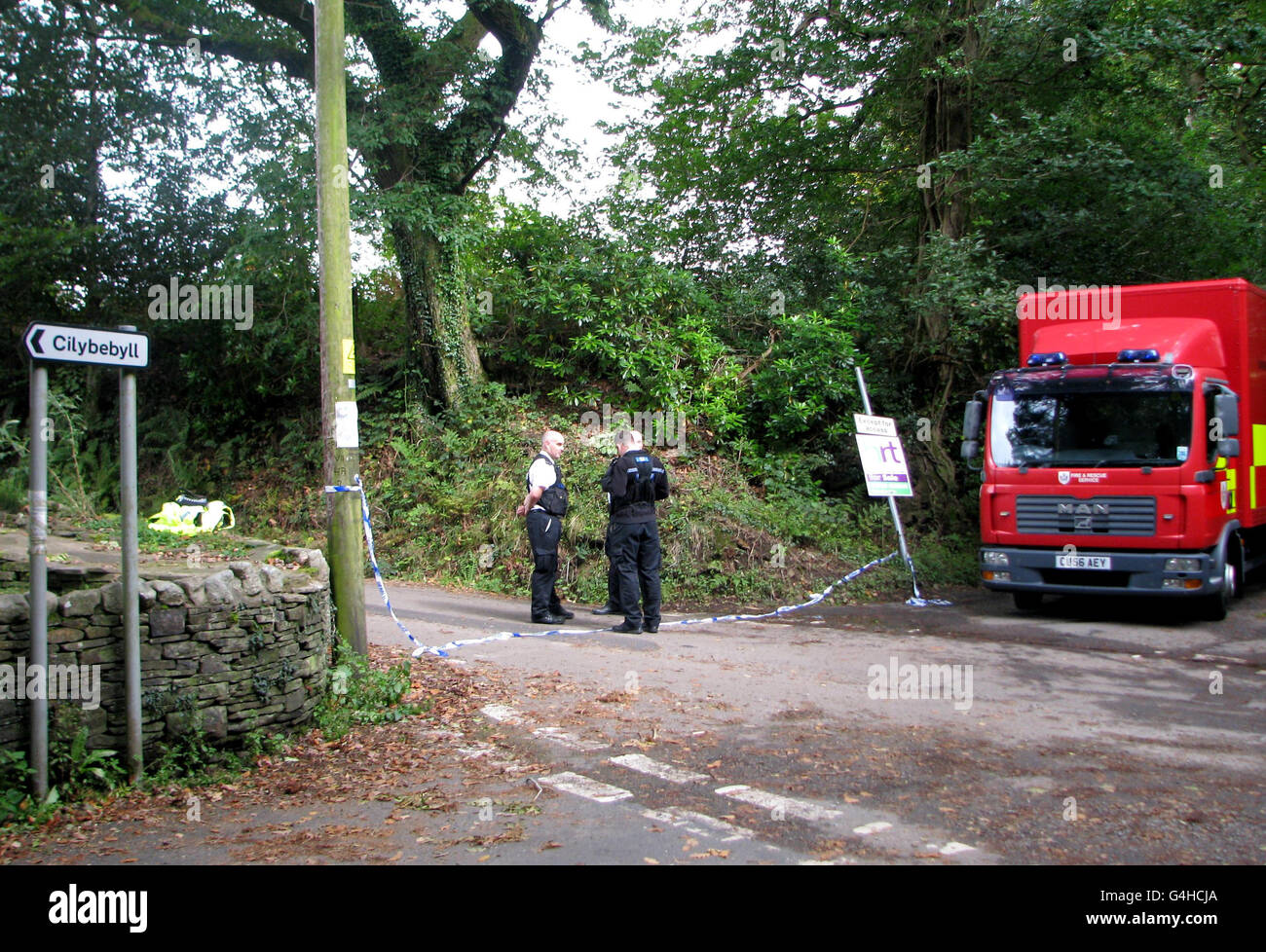 Emergency services attend the scene near to the Gleision Colliery in ...