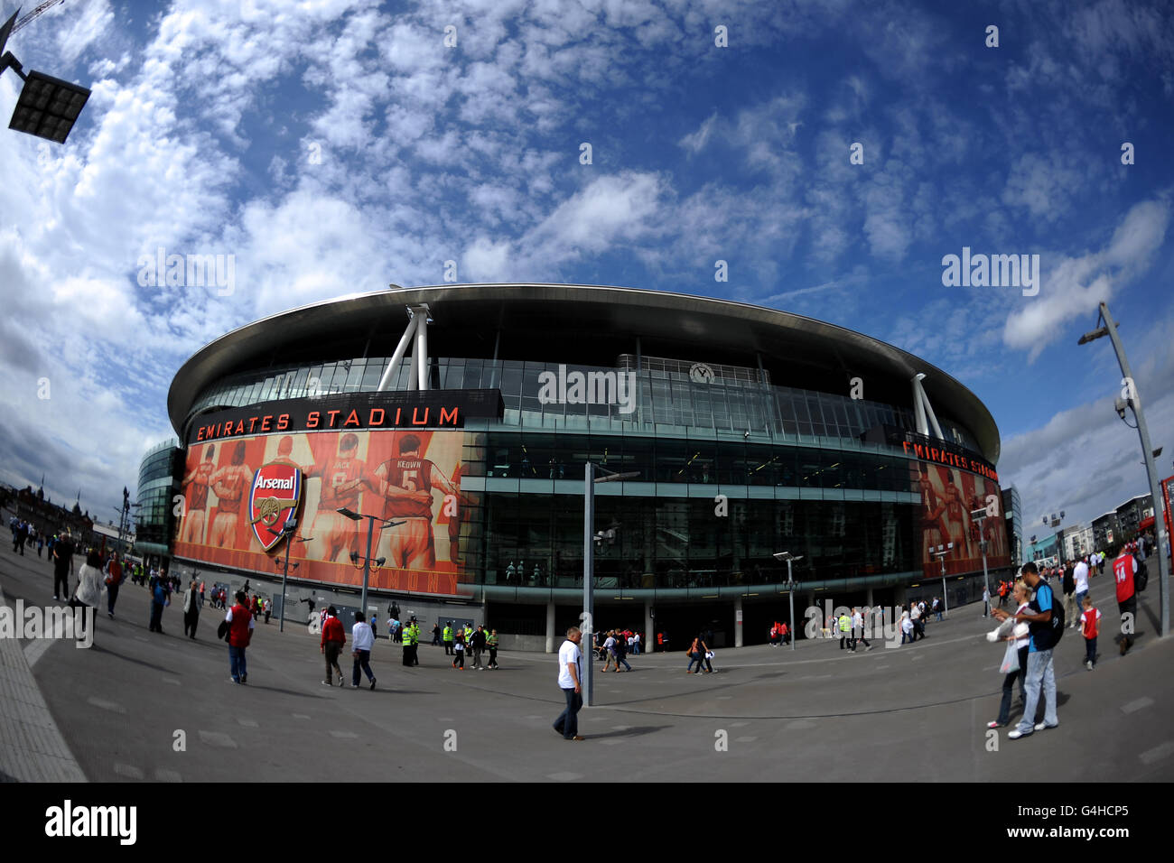 A general view entrance to emirates stadium hi-res stock photography ...