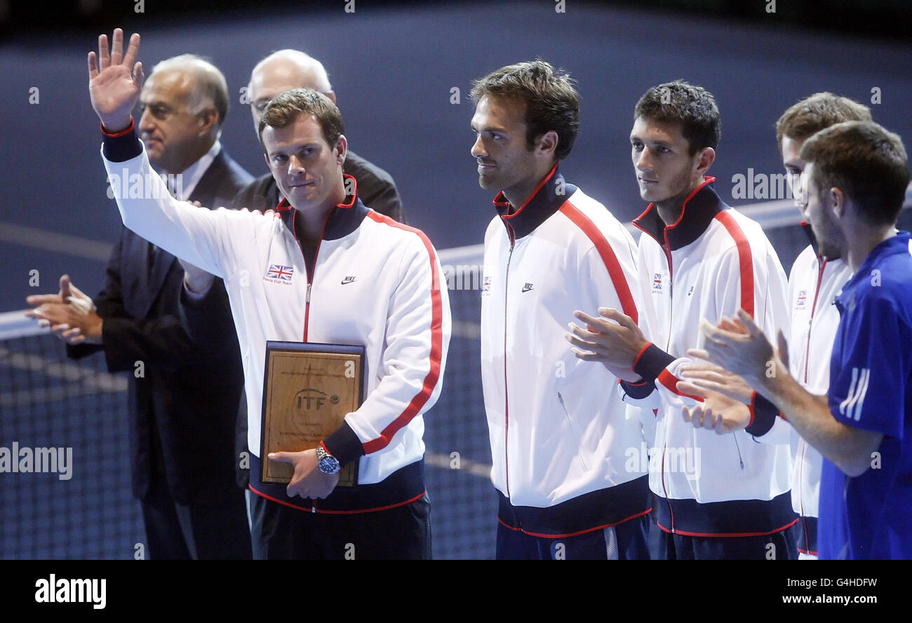 Left right great britains lean smith hi-res stock photography and ...