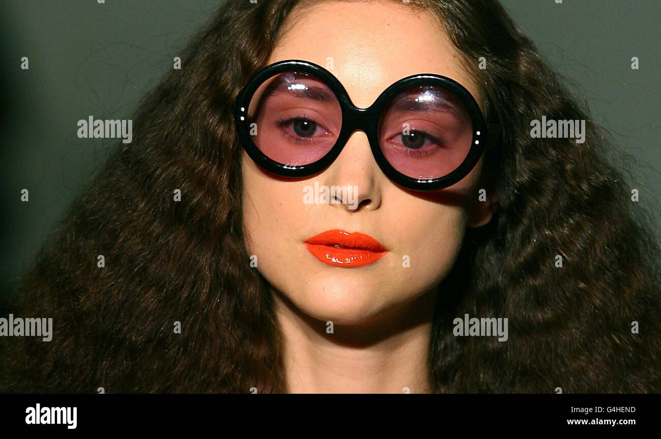 Consumer fashion head shot headshot models modelling runway mangsm hi ...