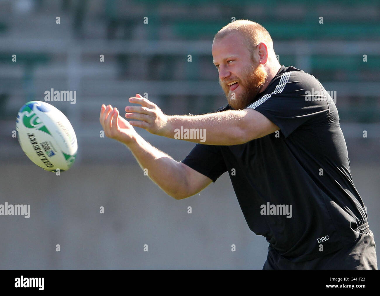 Englands dan cole training session carisbrook stadium hi-res stock ...