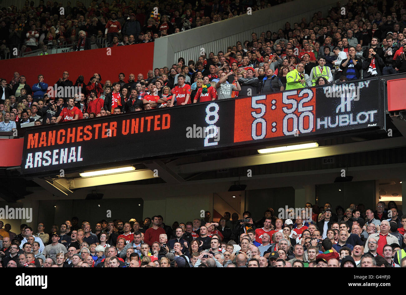 The scoreboard at old trafford hi-res stock photography and images - Alamy