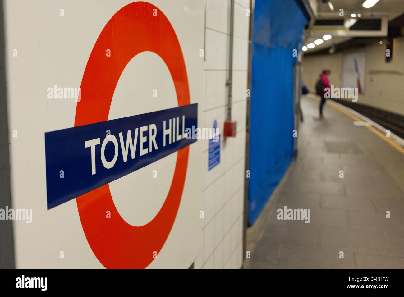 London tube images hi-res stock photography and images - Alamy