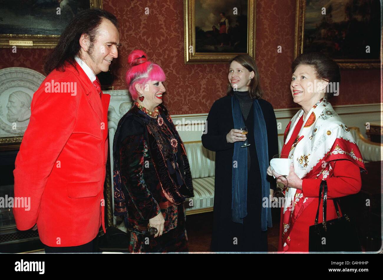Princess Margaret (right) and her daughter Lady Sarah Chatto (2nd right ...