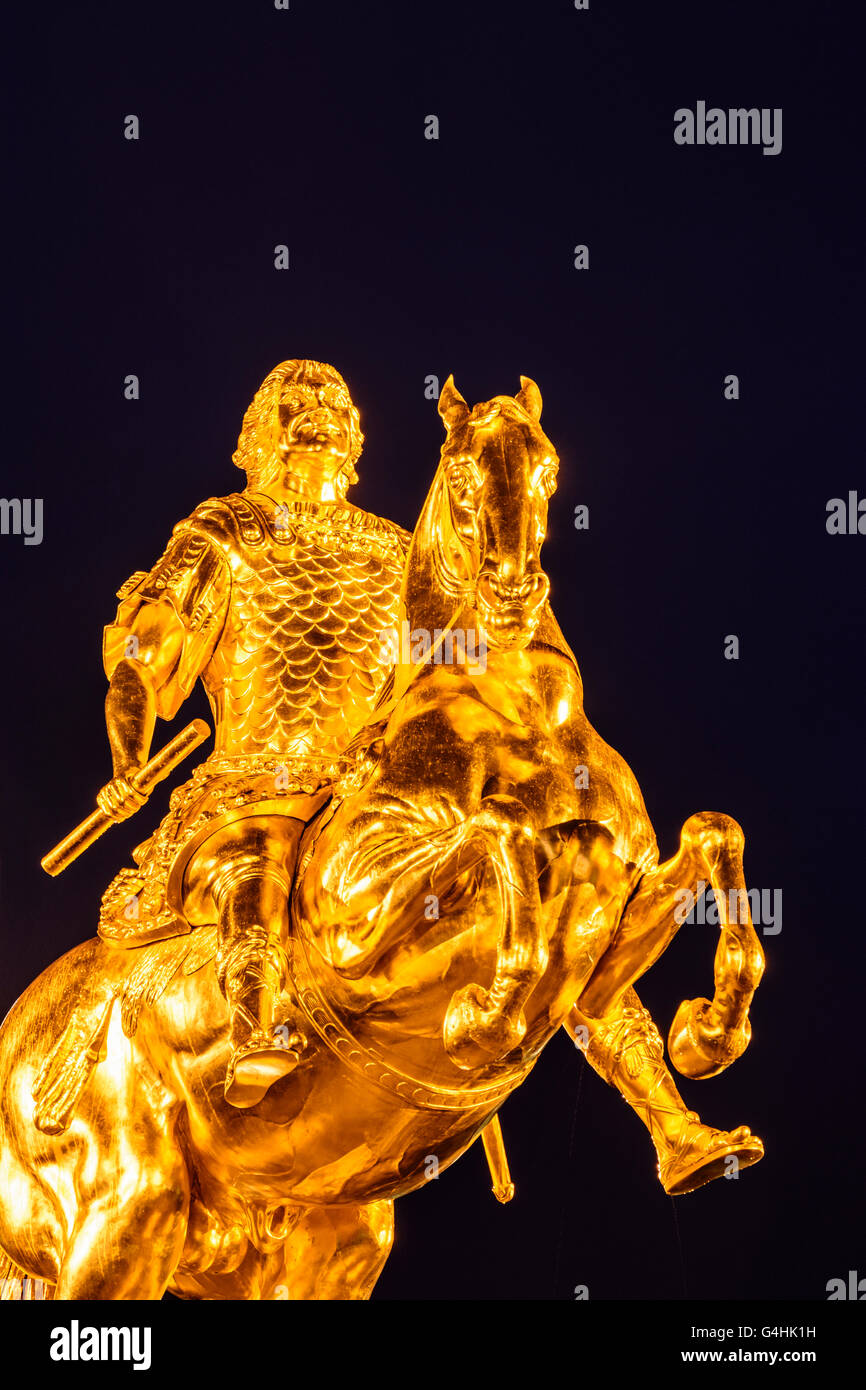 Goldener hi-res stock photography and images - Alamy