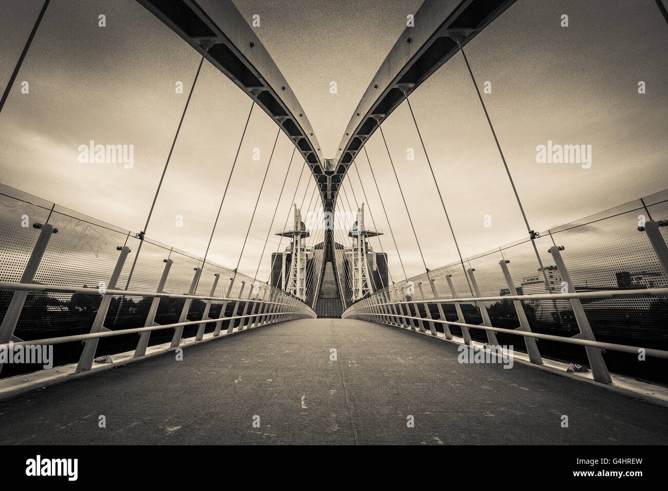 Lowry bridge hi-res stock photography and images - Alamy