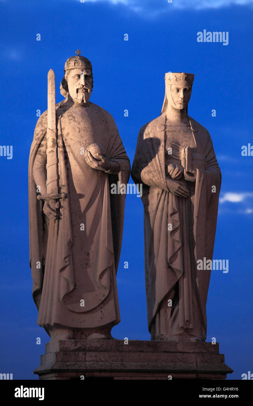 Hungary Veszprém King St Stephen Queen Gizella, statue Stock Photo - Alamy