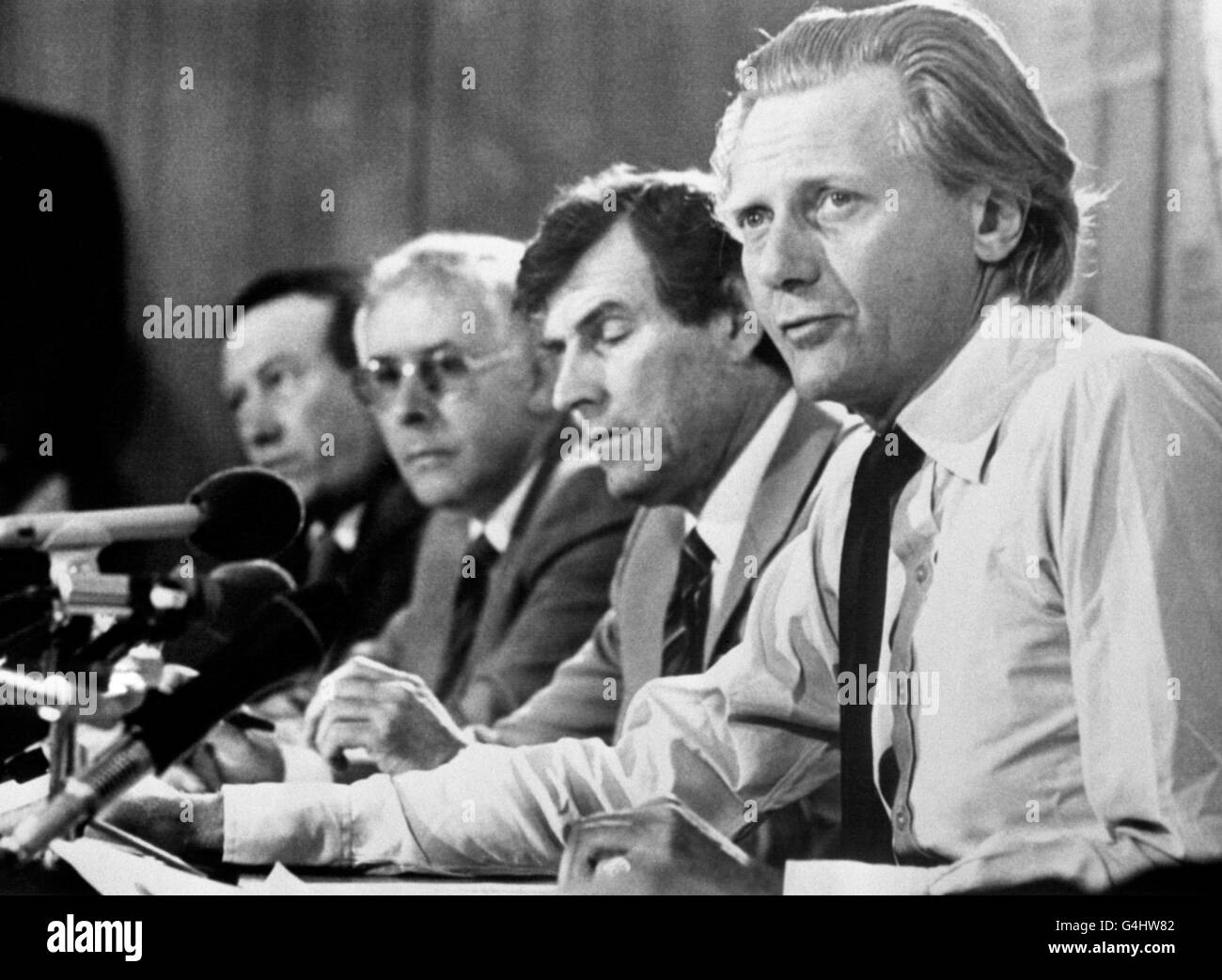 Toxteth riots hi-res stock photography and images - Alamy