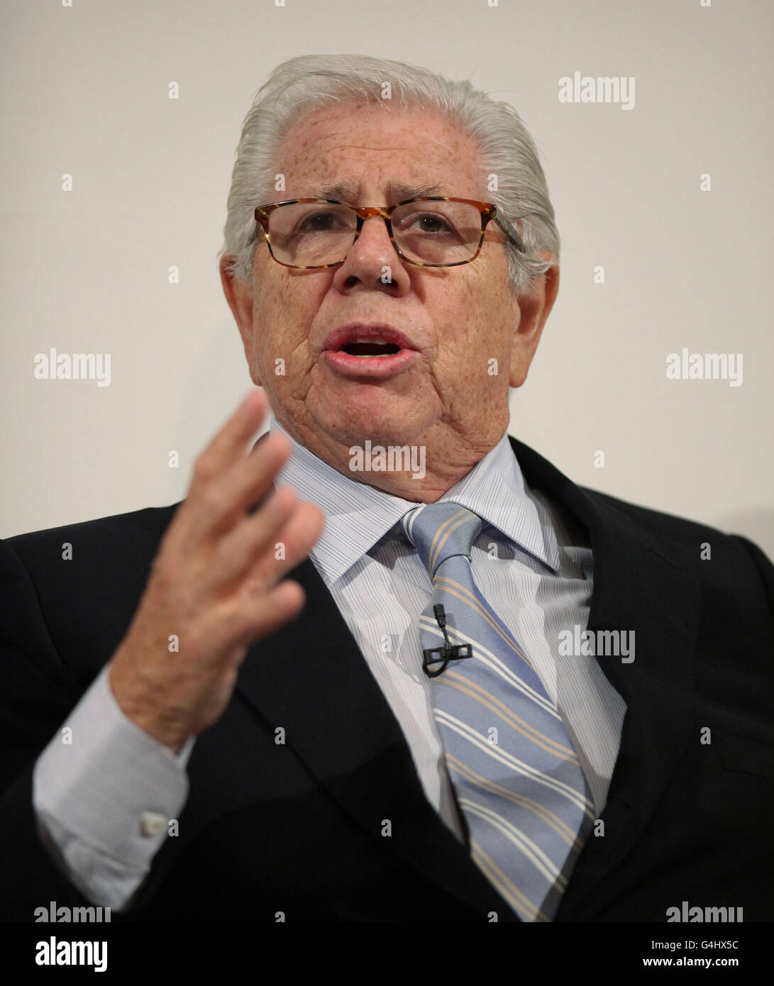 Watergate journalist carl bernstein at the after hacking hi-res stock ...