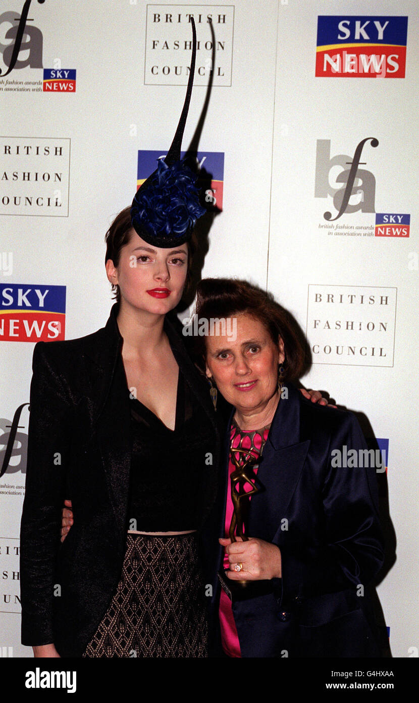 Honor fraser model hi-res stock photography and images - Alamy