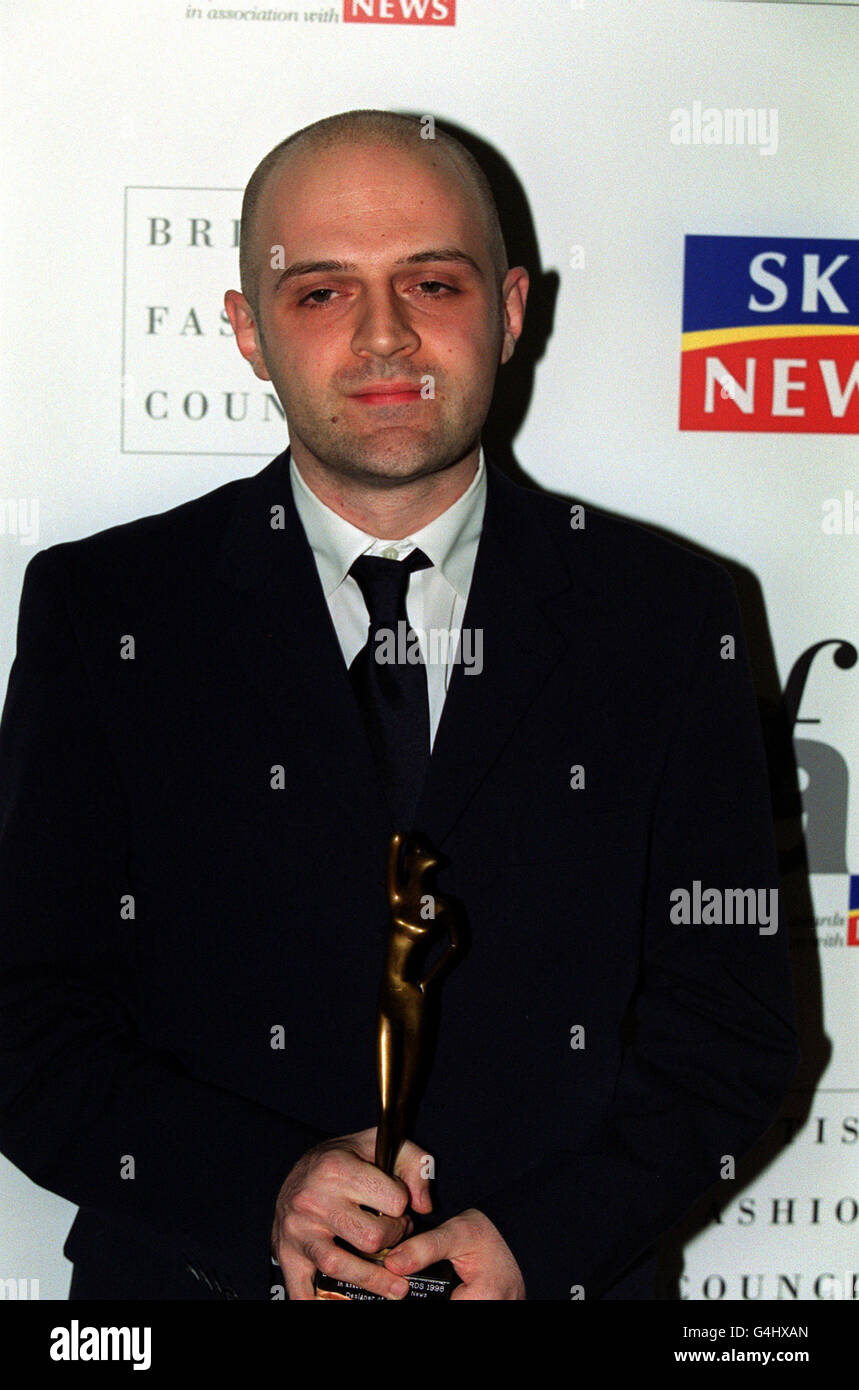 Hussein chalayan 1999 hi-res stock photography and images - Alamy