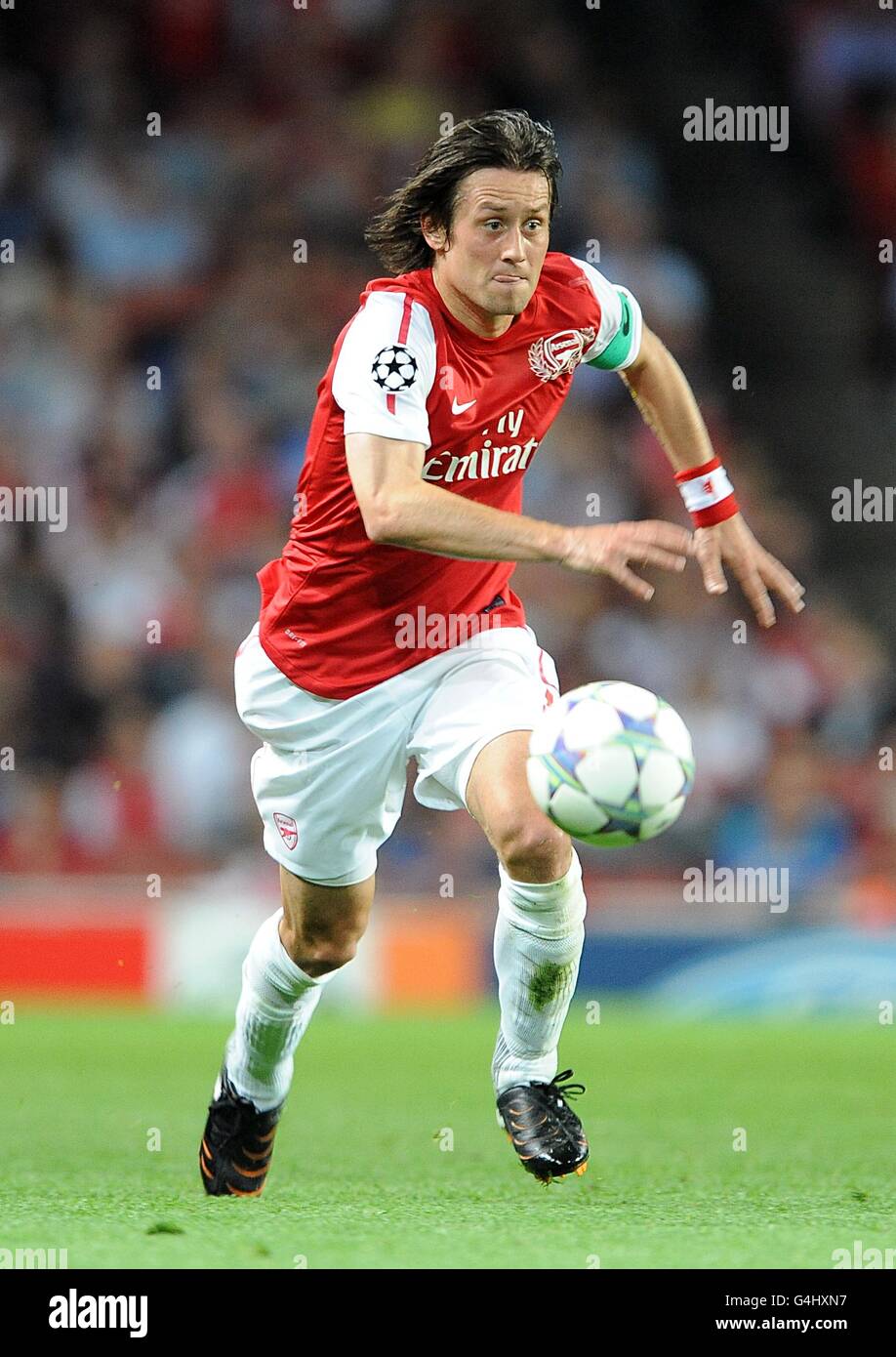 Emirates stadium tomas rosicky hi-res stock photography and images - Alamy