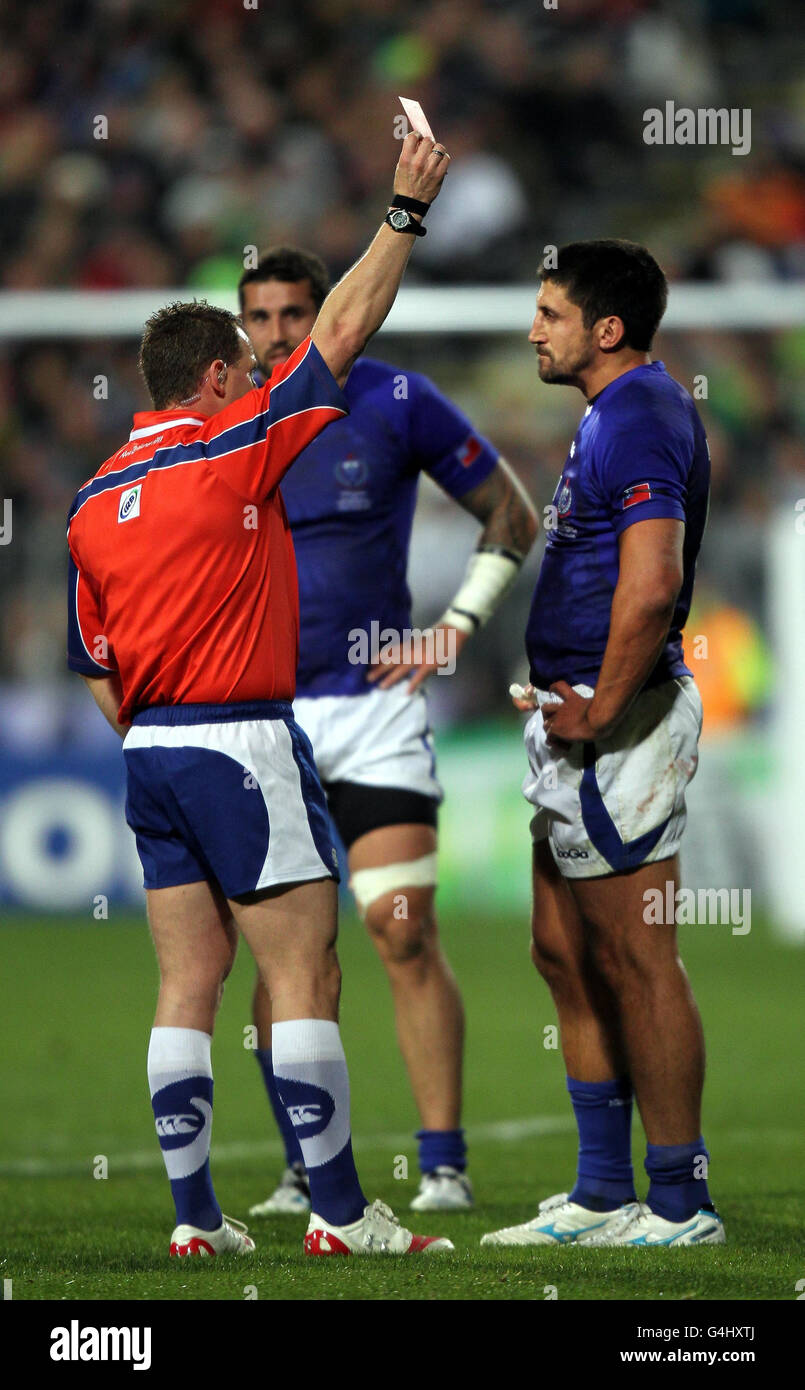 Paul williams referee hi-res stock photography and images - Alamy